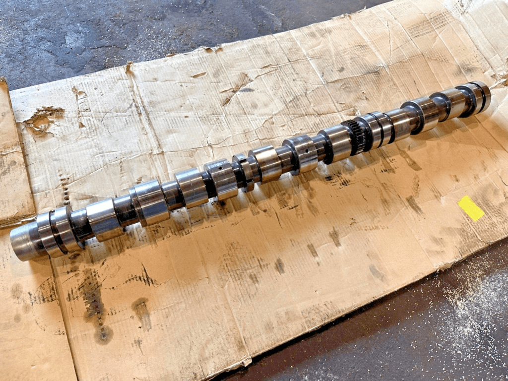 CUMMINS ISX DOHC Diesel Engine Injector Camshaft 4101432 OEM - ABC ...