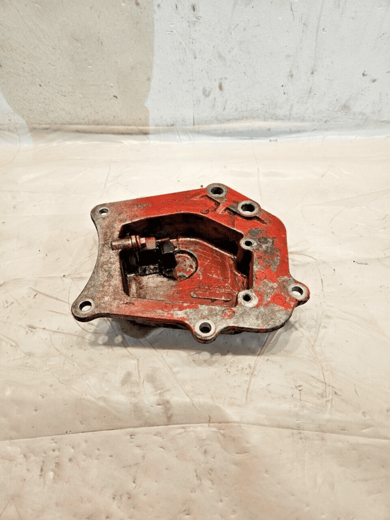 CUMMINS ISX15 Diesel Engine Gear Housing Sensor Adapter 3686901 OEM ...