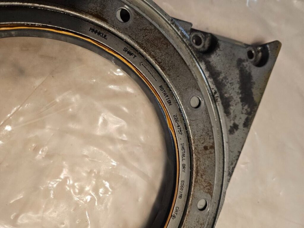 Cat Caterpillar C12 Diesel Engine Rear Main Seal Cover 105-4245 OEM ...