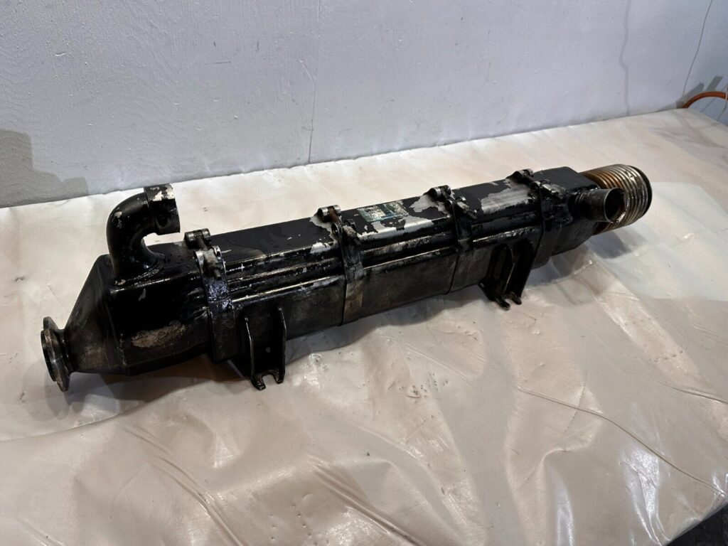 Cummins ISM11 Diesel Engine EGR Cooler Assembly 3102803 OEM - ABC ...
