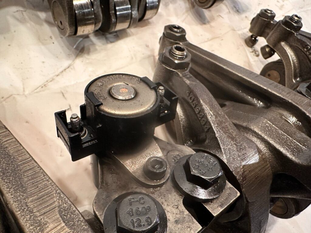 Cummins ISX15 Diesel Engine Rocker Arm Jake Brake Assembly 4059353 OEM ...