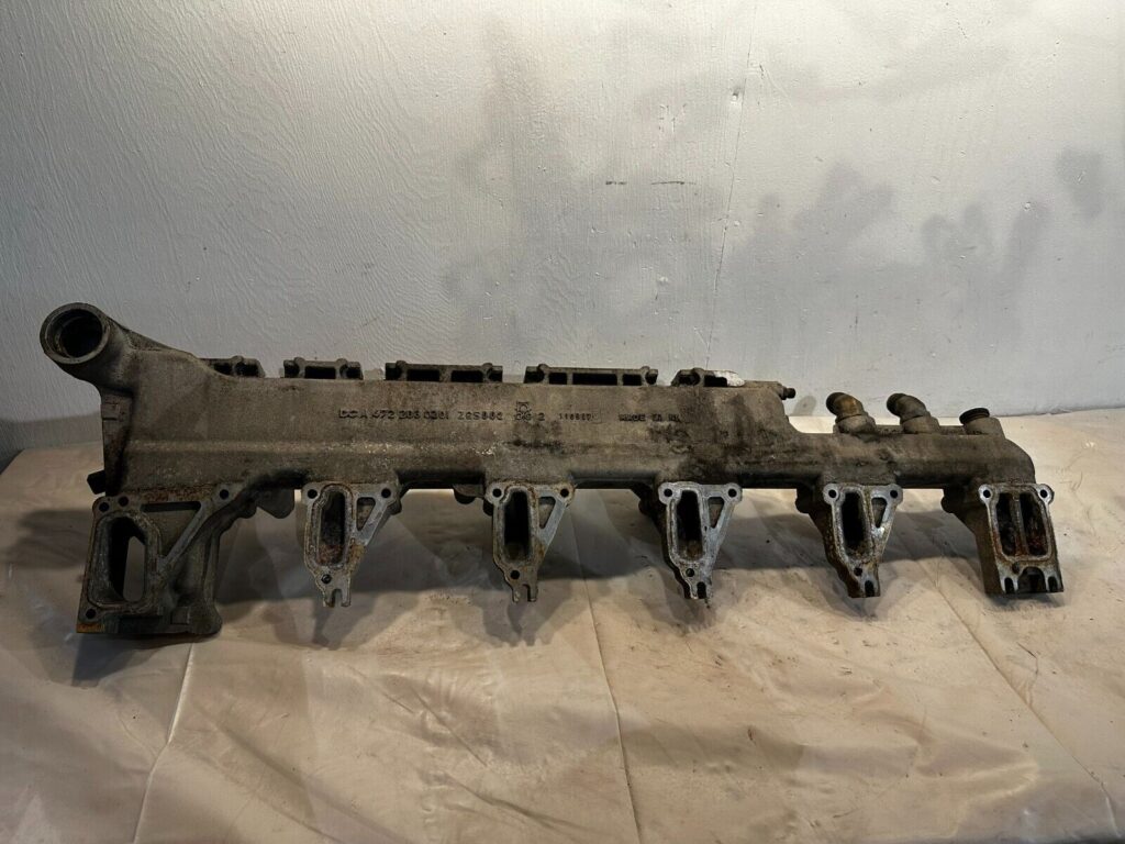 DETROIT DIESEL DD15 ENGINE EGR COOLER MANIFOLD BRACKET A4722030201 OEM ...