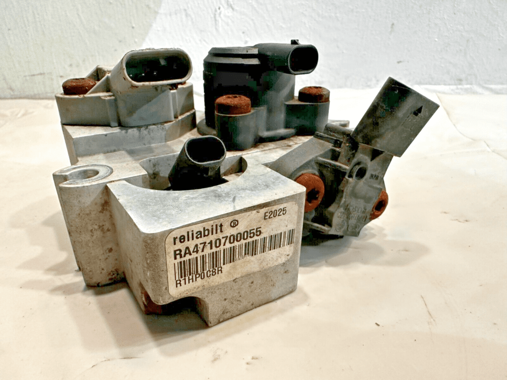 Detroit DD15 DD13 Diesel Engine Fuel Dozer Valve Assembly RA4710700055 ...