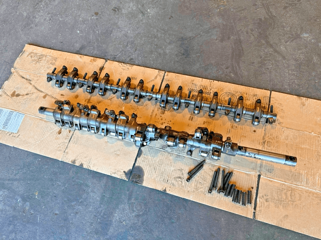 Detroit Diesel DD15 Engine Exhaust Complete Rocker Arms Assembly ...