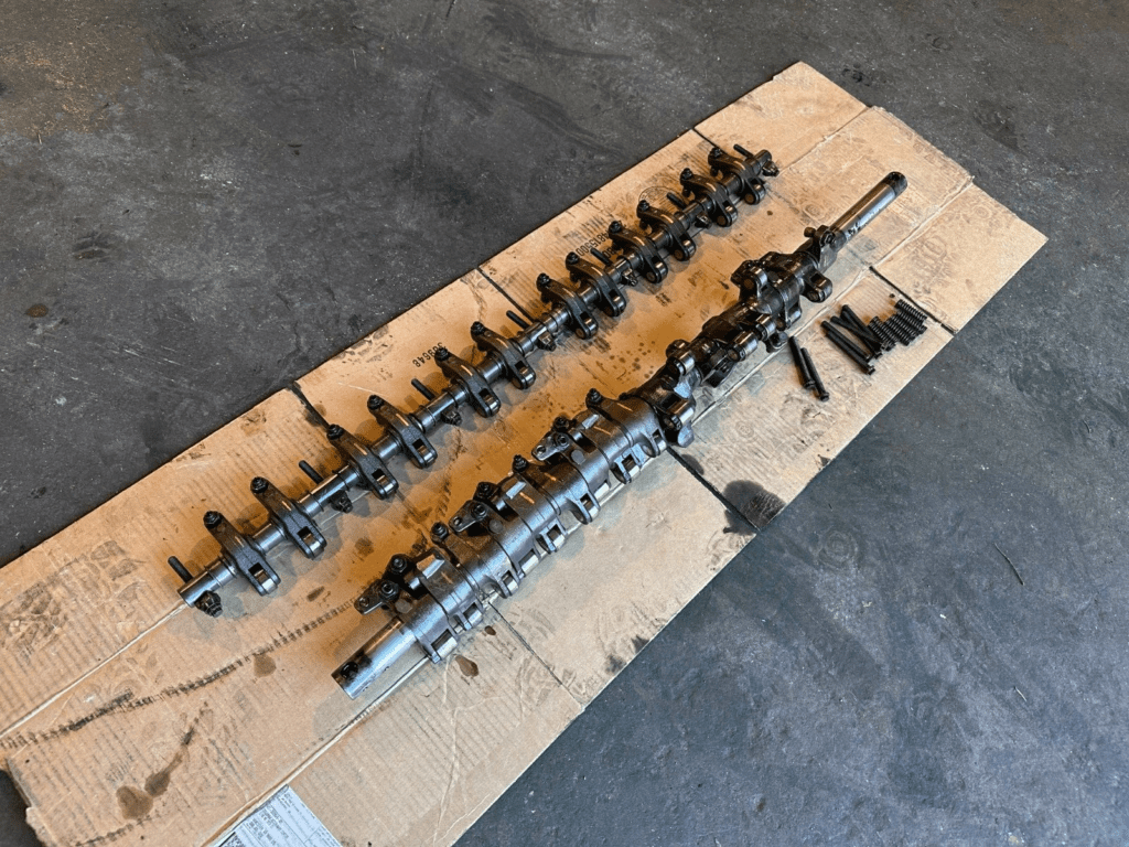 Detroit Diesel DD15 Engine Exhaust Complete Rocker Arms Assembly ...