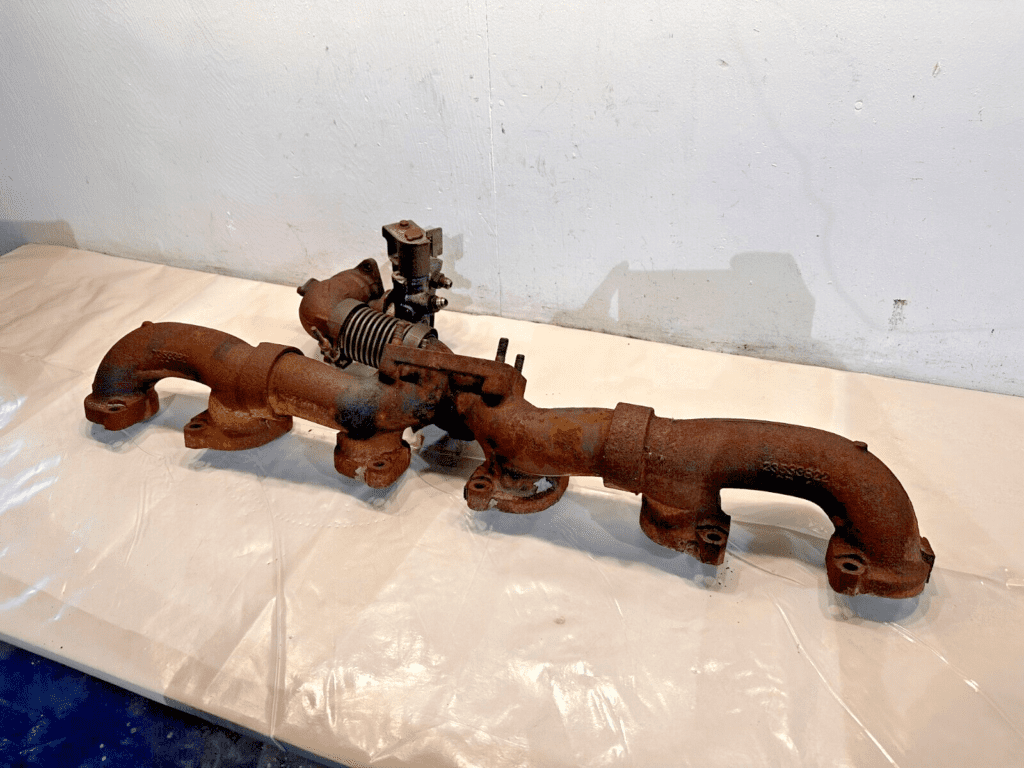 Detroit Diesel Series 60 12.7 Exhaust Manifold with EGR Valve 23535684 ...