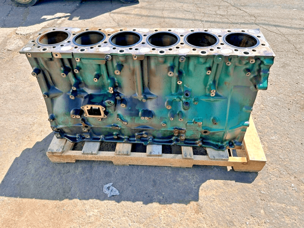 VOLVO D13 DIESEL ENGINE BLOCK 1002091 OEM - ABC Diesel Parts
