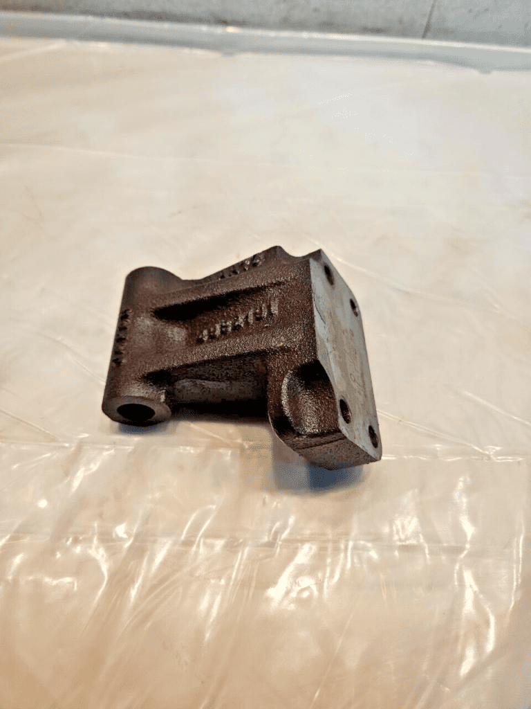 2014 Cummins ISB 6.7 Diesel Engine alternator bracket 4982191 OEM - ABC ...