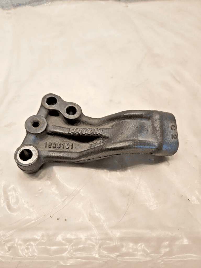 2015 Paccar MX-13 Diesel Engine Exhaust Support Bracket 1886101 OEM ...