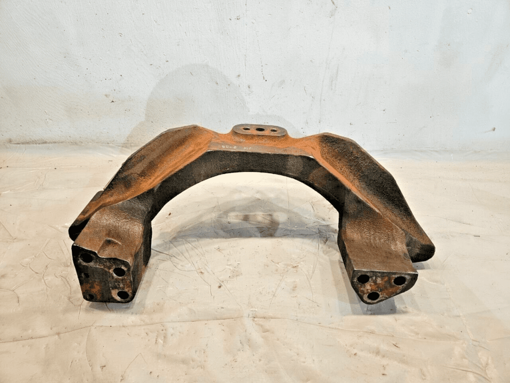 Cummins ISX15 diesel engine Front Support Bracket 3686624 OEM - ABC ...