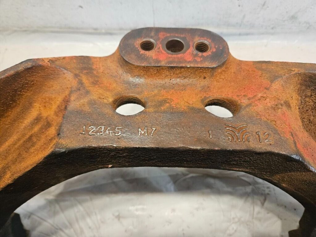 Cummins ISX15 diesel engine Front Support Bracket 3686624 OEM - ABC ...