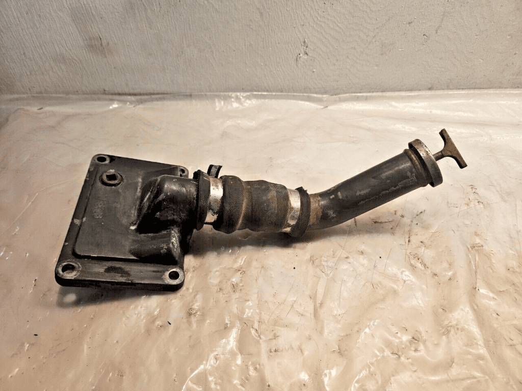 Cummins N14 Celect Plus Engine Oil Fill Tube Assembly 3046406 OEM - ABC ...