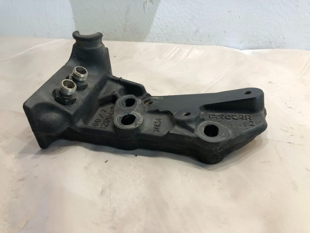 PACCAR MX13 DIESEL ENGINE EGR PRESSURE SENSOR BRACKET 1829948 OEM - ABC ...