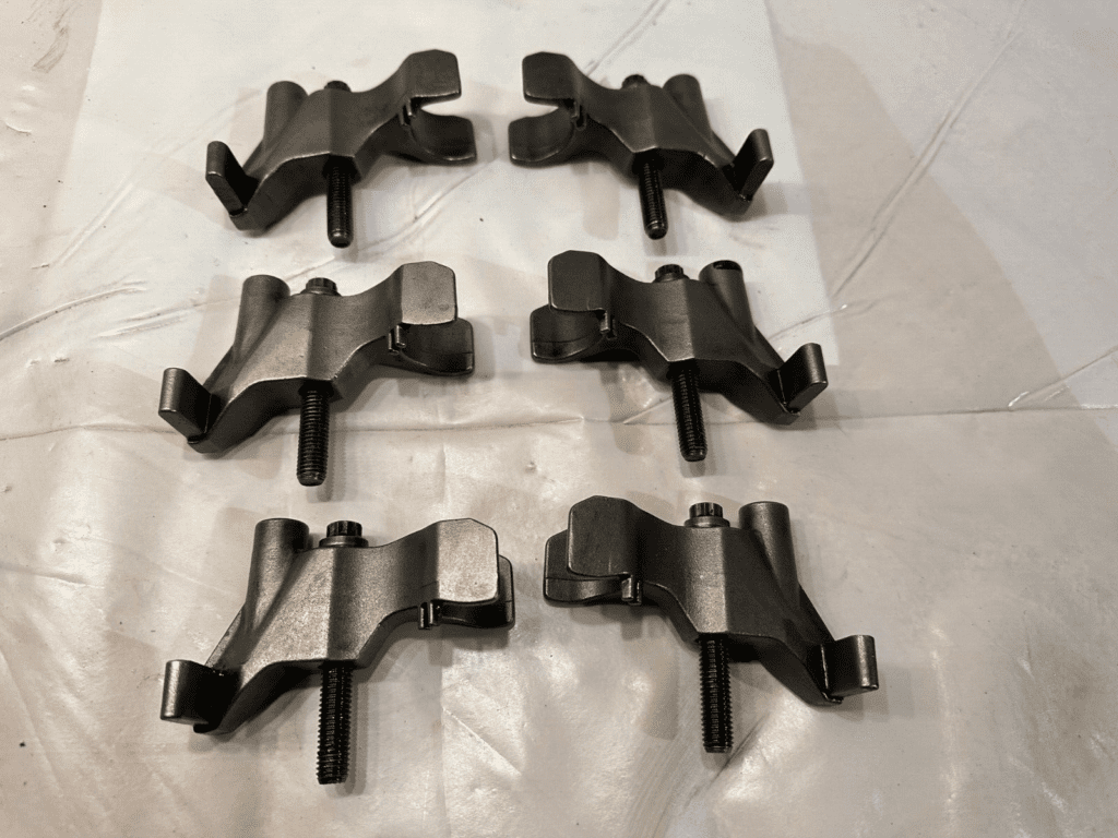 Set of 6 Cummins ISX15 Engine Fuel Injector Hold Down Clamps 3685566 ...