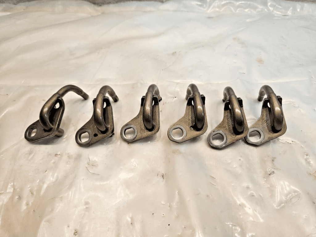 Set of 6 VOLVO D12 DIESLE ENGINE PISTON COOLING OIL NOZZLES 3155151 OEM ...