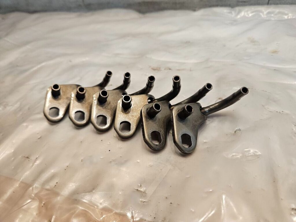 Set of 6 VOLVO D12 DIESLE ENGINE PISTON COOLING OIL NOZZLES 3155151 OEM ...